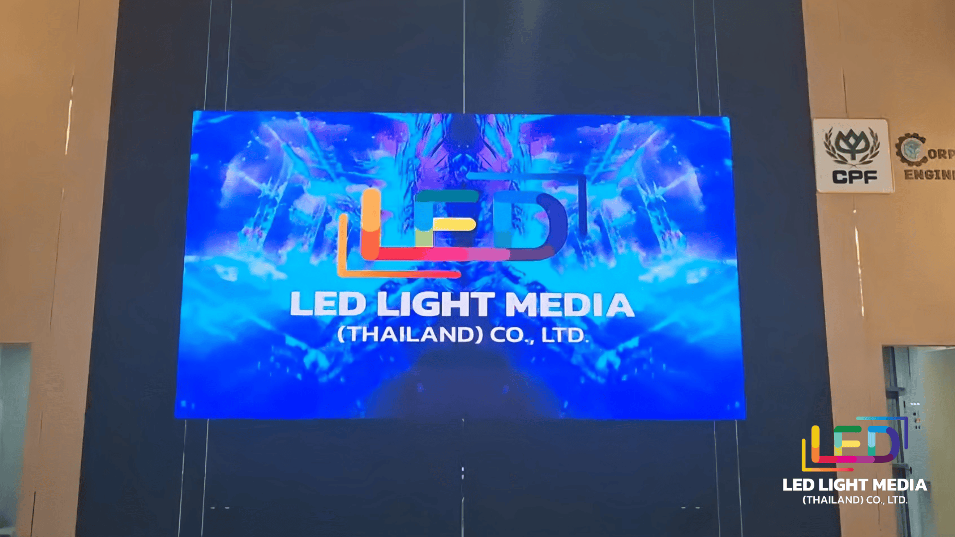 ติดตั้งจอ LED ถาวร P1.86 Indoor @CPF Center of Engineering Excellence